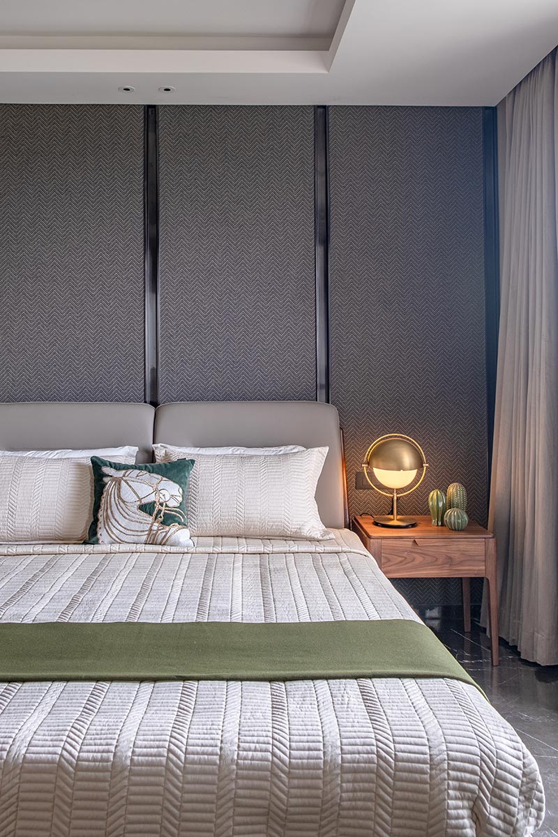 Nirav Desai – DrawFour