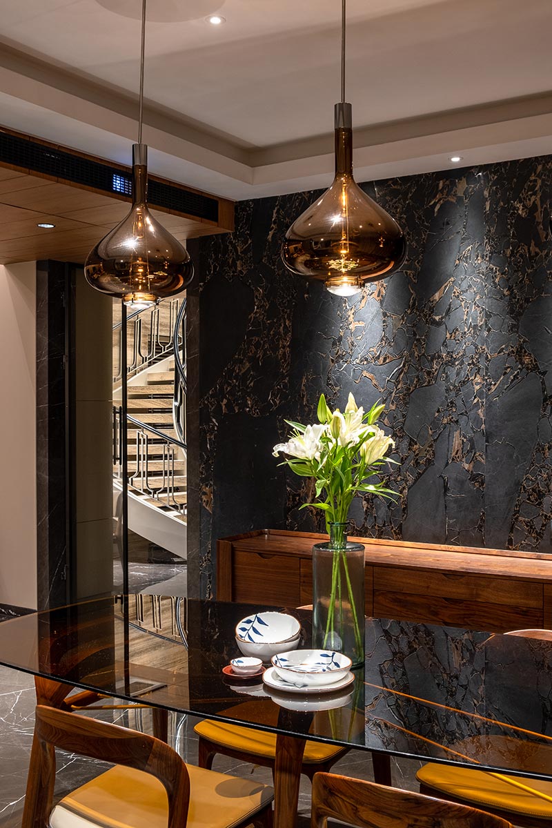 Nirav Desai – DrawFour