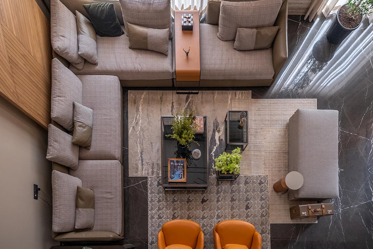 Nirav Desai – DrawFour